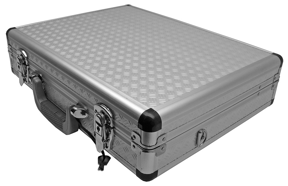 Aluminum Diamond Plate Gun Case w/ Keyed Locks - Silver